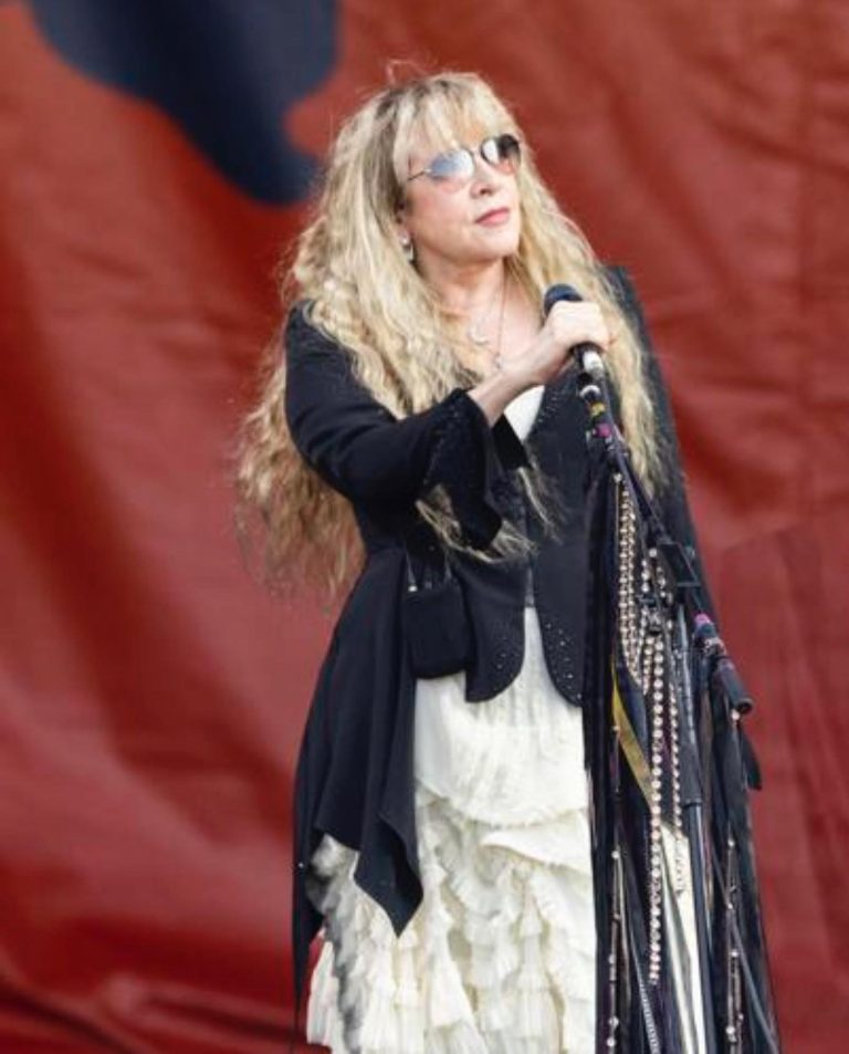 Female Musicians Who Changed Rock History – celebs goat